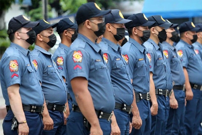 4,000 pulis sa Central Visayas, ipapakalat para sa Semana Santa - Tinig ...