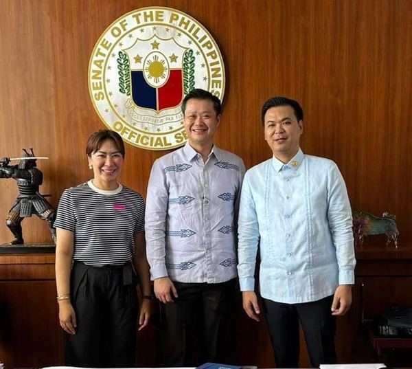 Mga opisyal ng lalawigan ng Samar, personal na nagpasalamat kay Sen ...